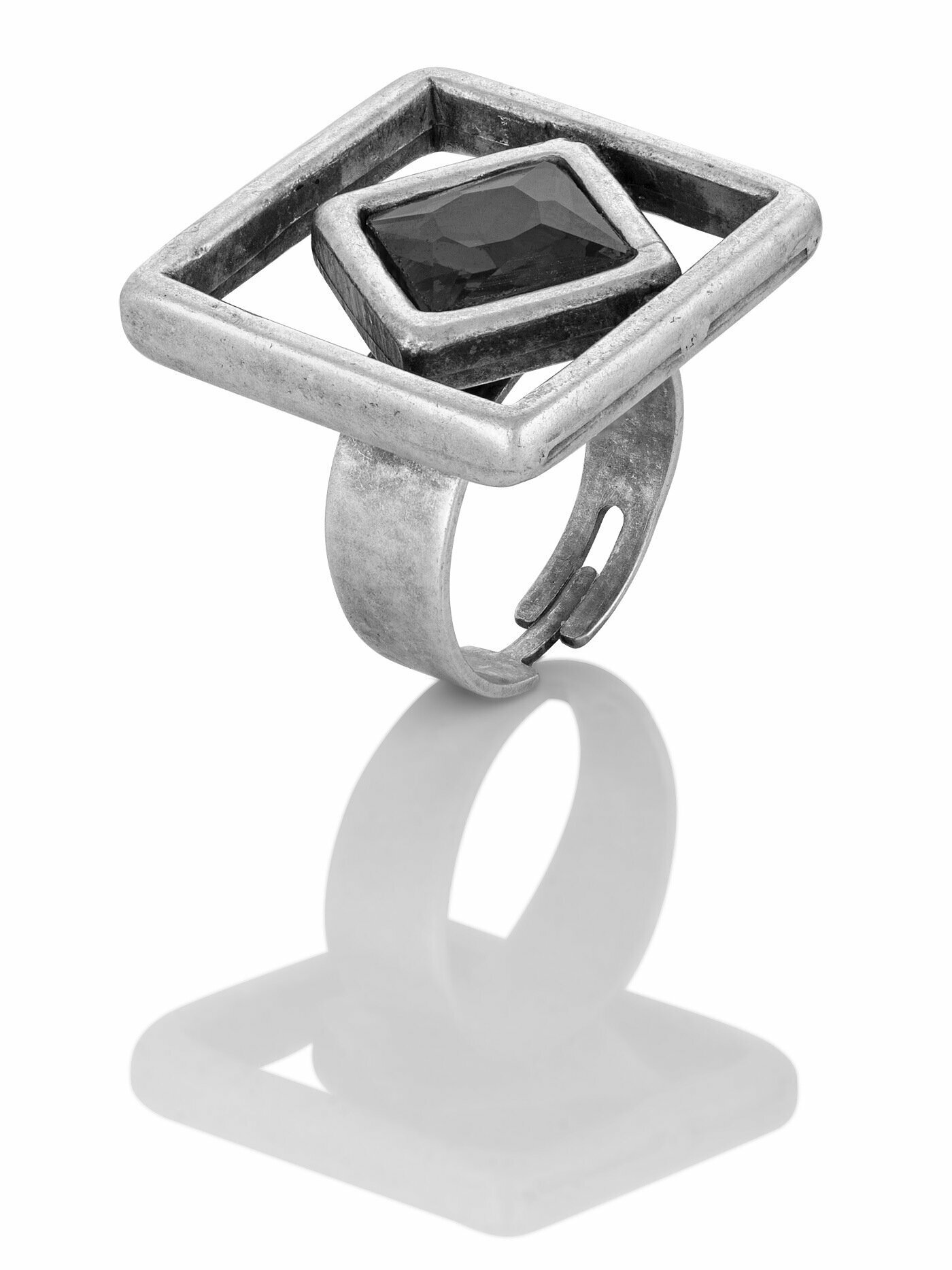 Кольцо, кристалл