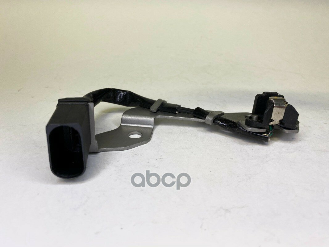 Датчик пол. распредвала! Seat Skoda Audi A4 VW Golf IV 1.6-2.0i 95> MAGTECHNIC арт. mag15009