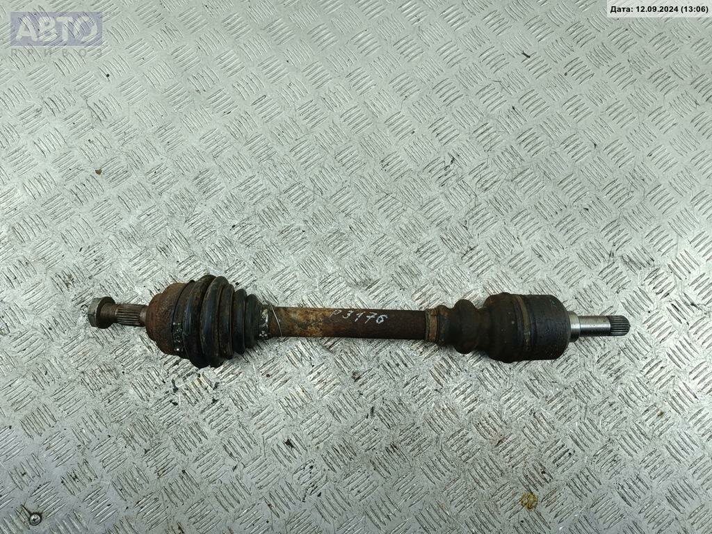 Полуось передняя левая Peugeot 307