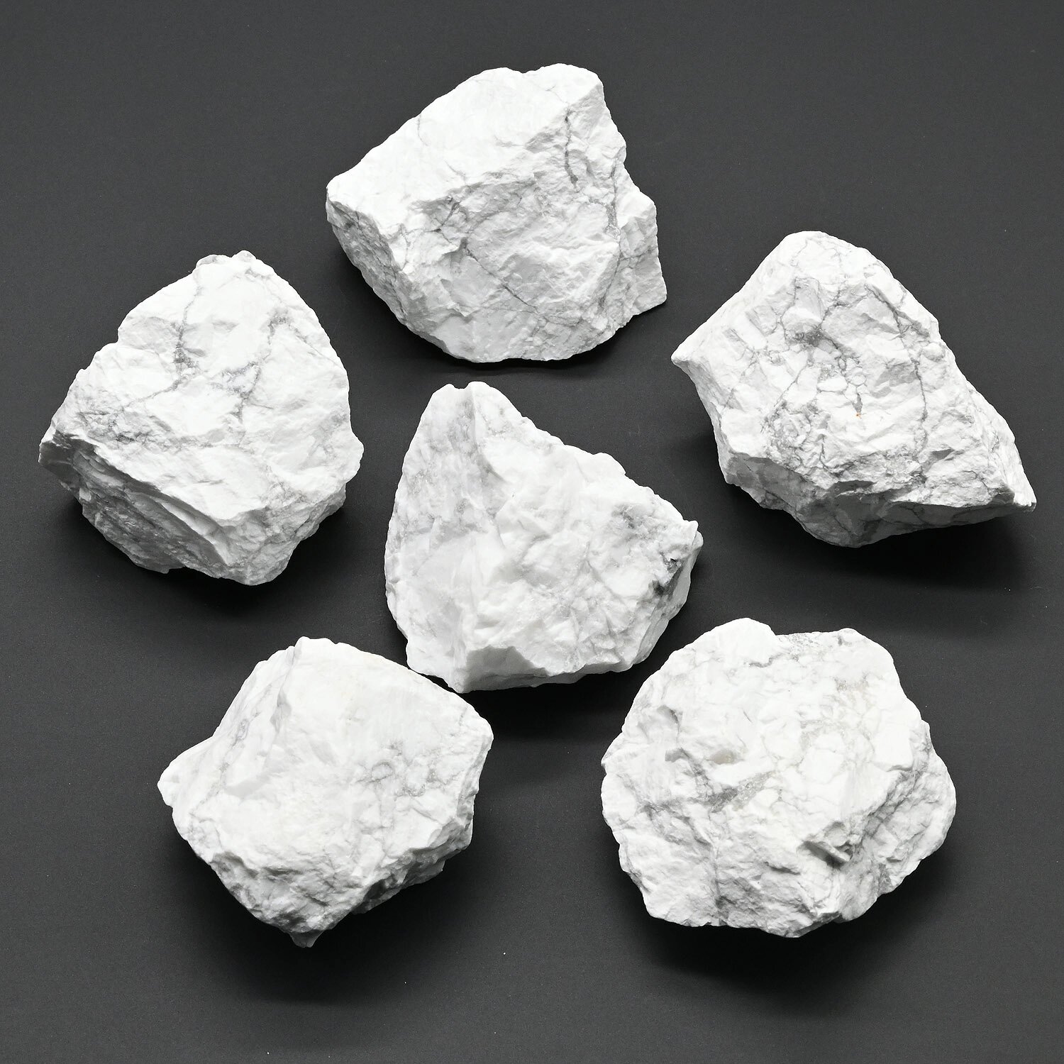 Минерал кахолонг 44*30*27мм, 50-59г .