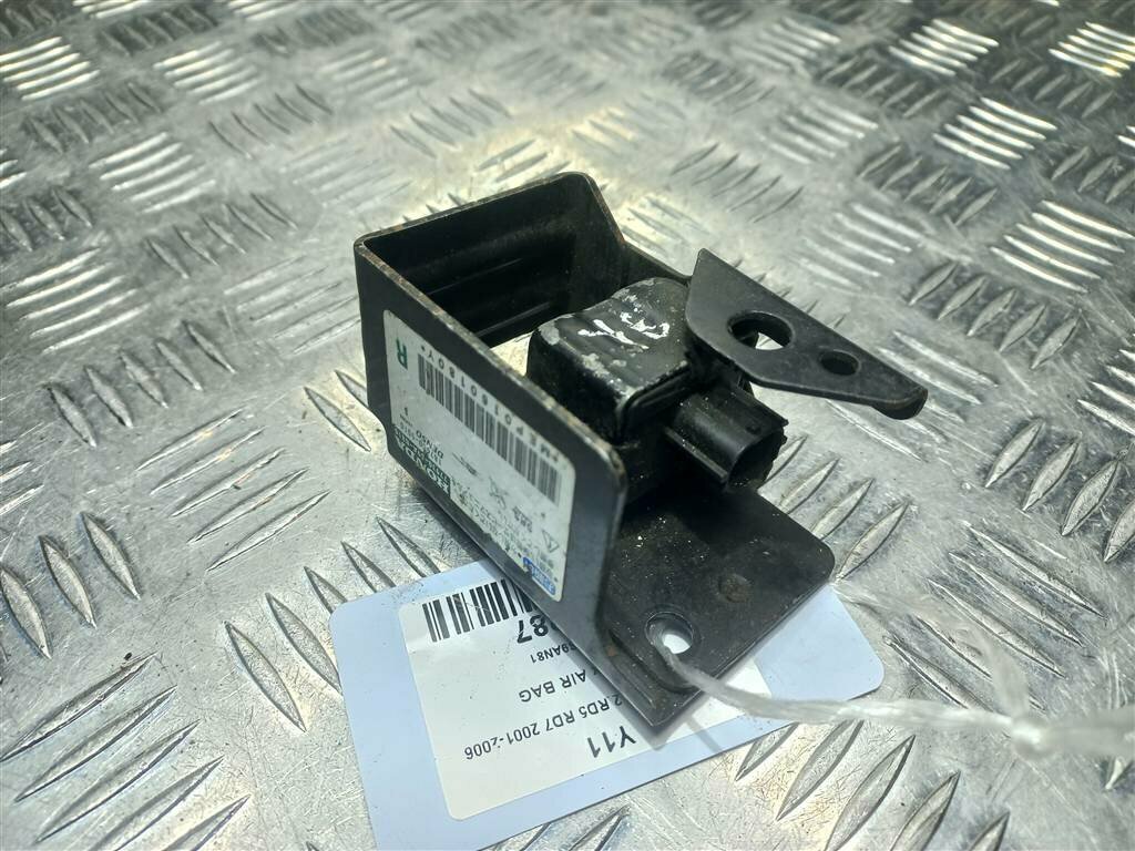 Датчик удара (AIR BAG) Б/У для HONDA CR-V II (2001—2004) 77930S9AN81