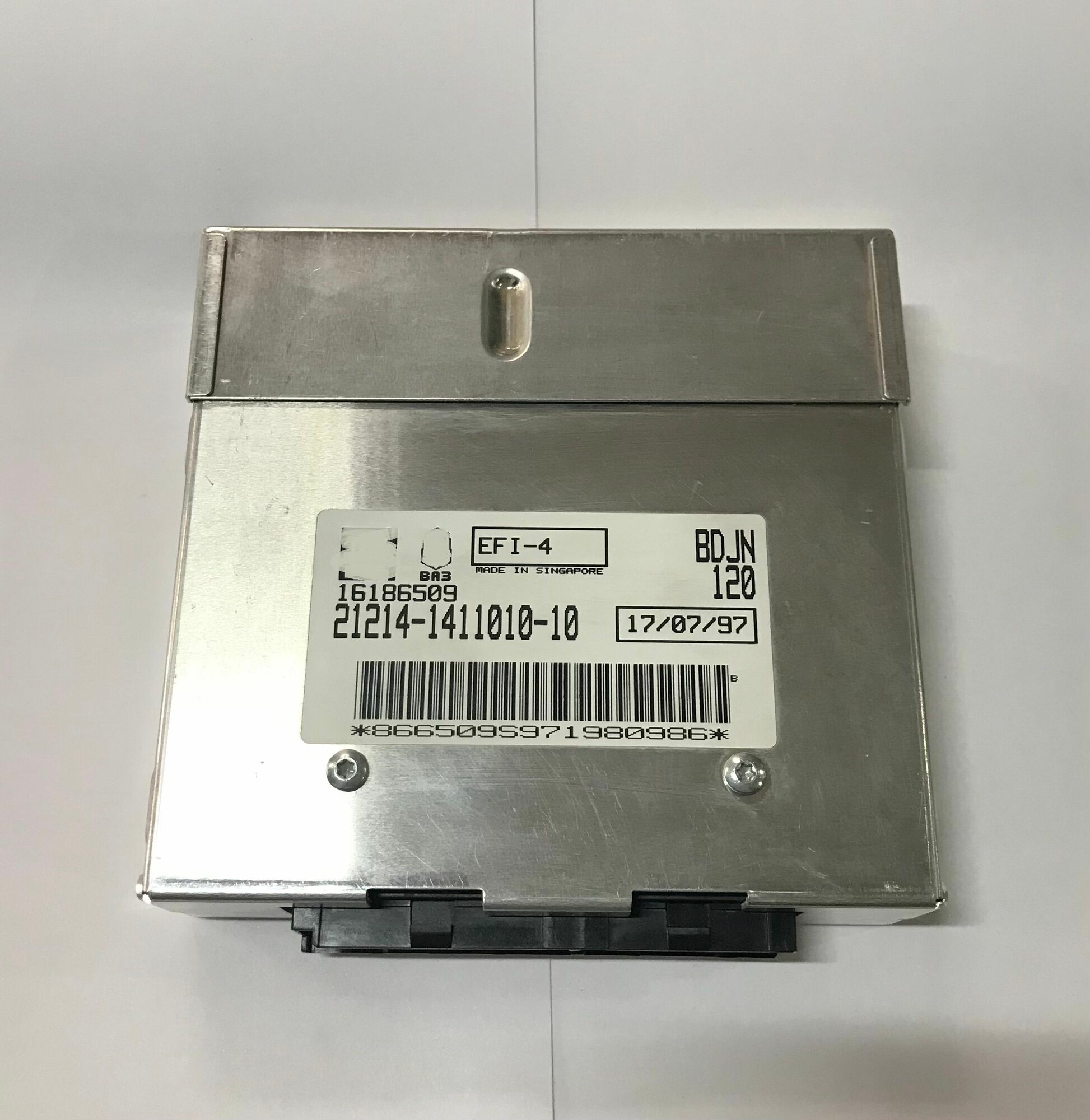 Электронный блок управления двигателем автомобилей семейства Нива