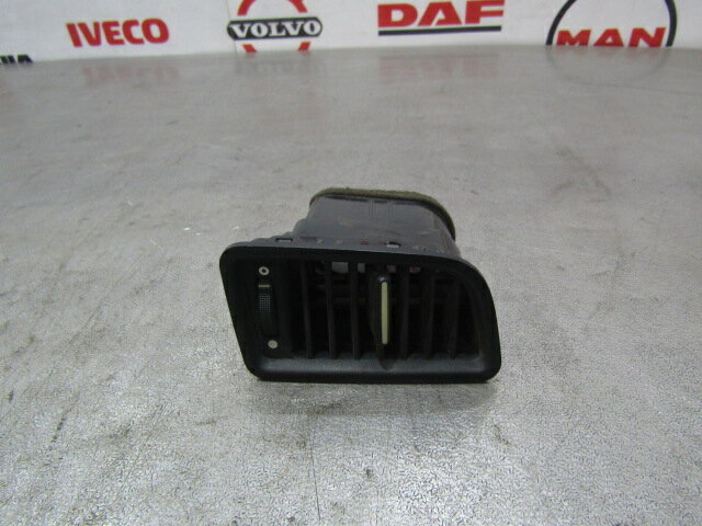 Дефлектор обдува салона Iveco Trakker