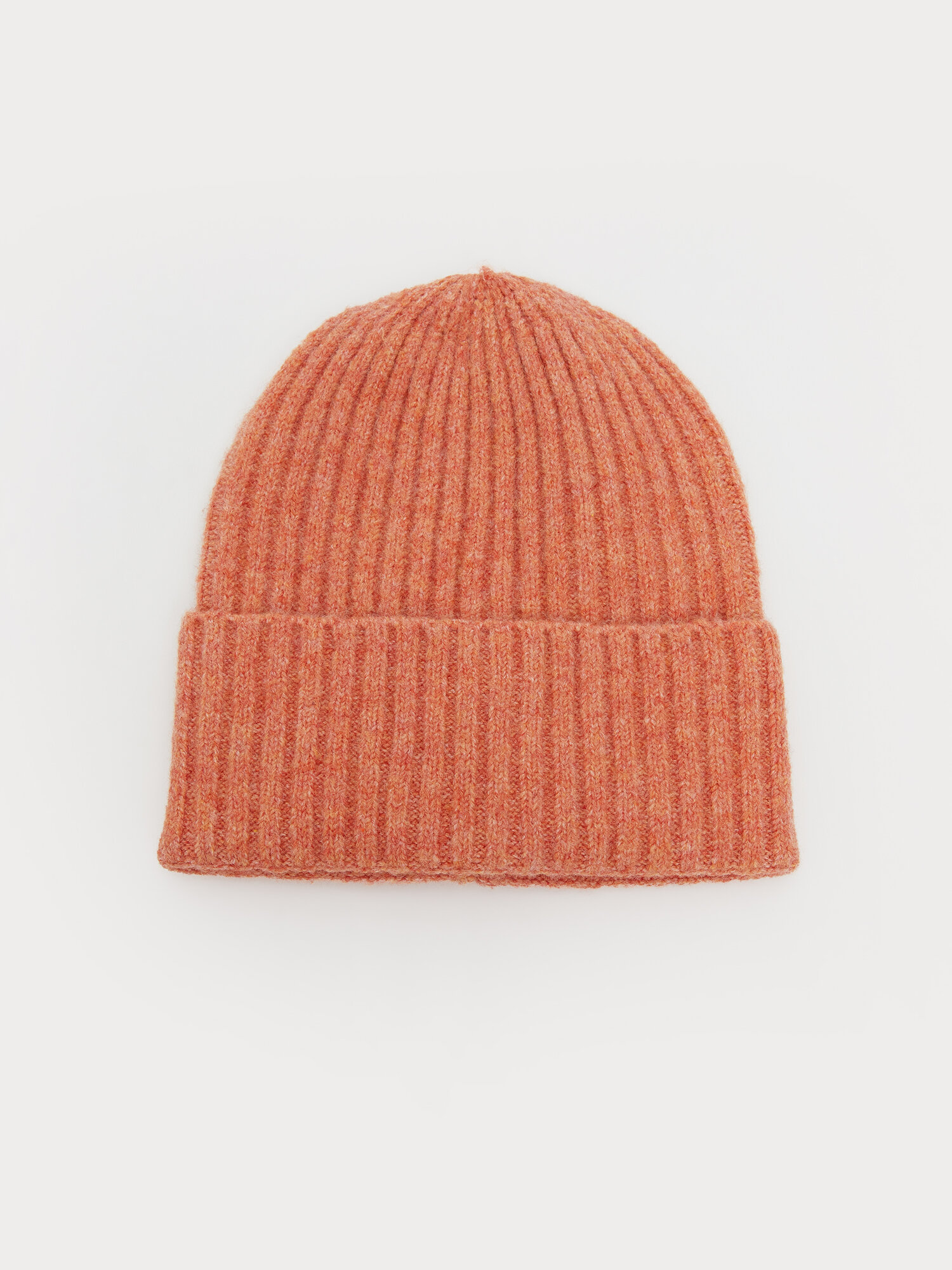 Шапка для женщин