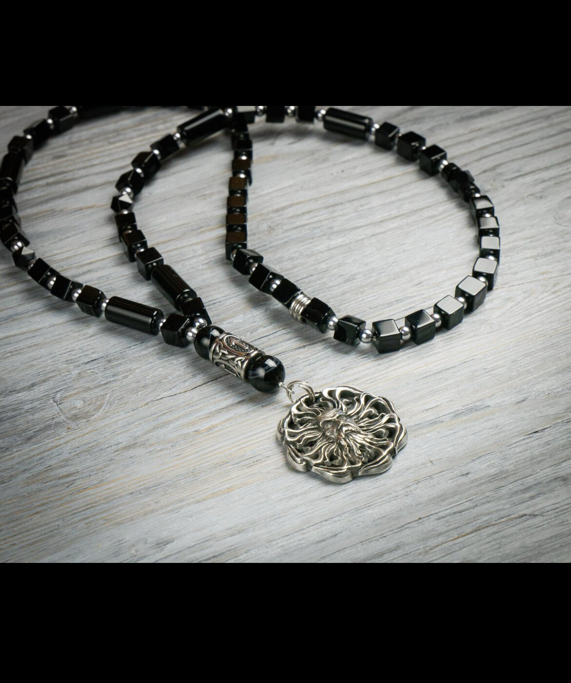 Бусы BRASLETYENJOY