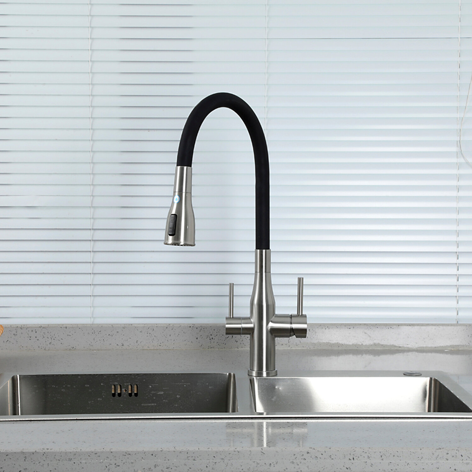 Gappo Смеситель для кухни с гибким изливом с подключением фильтра питьевой воды сатин/черный G4399-65