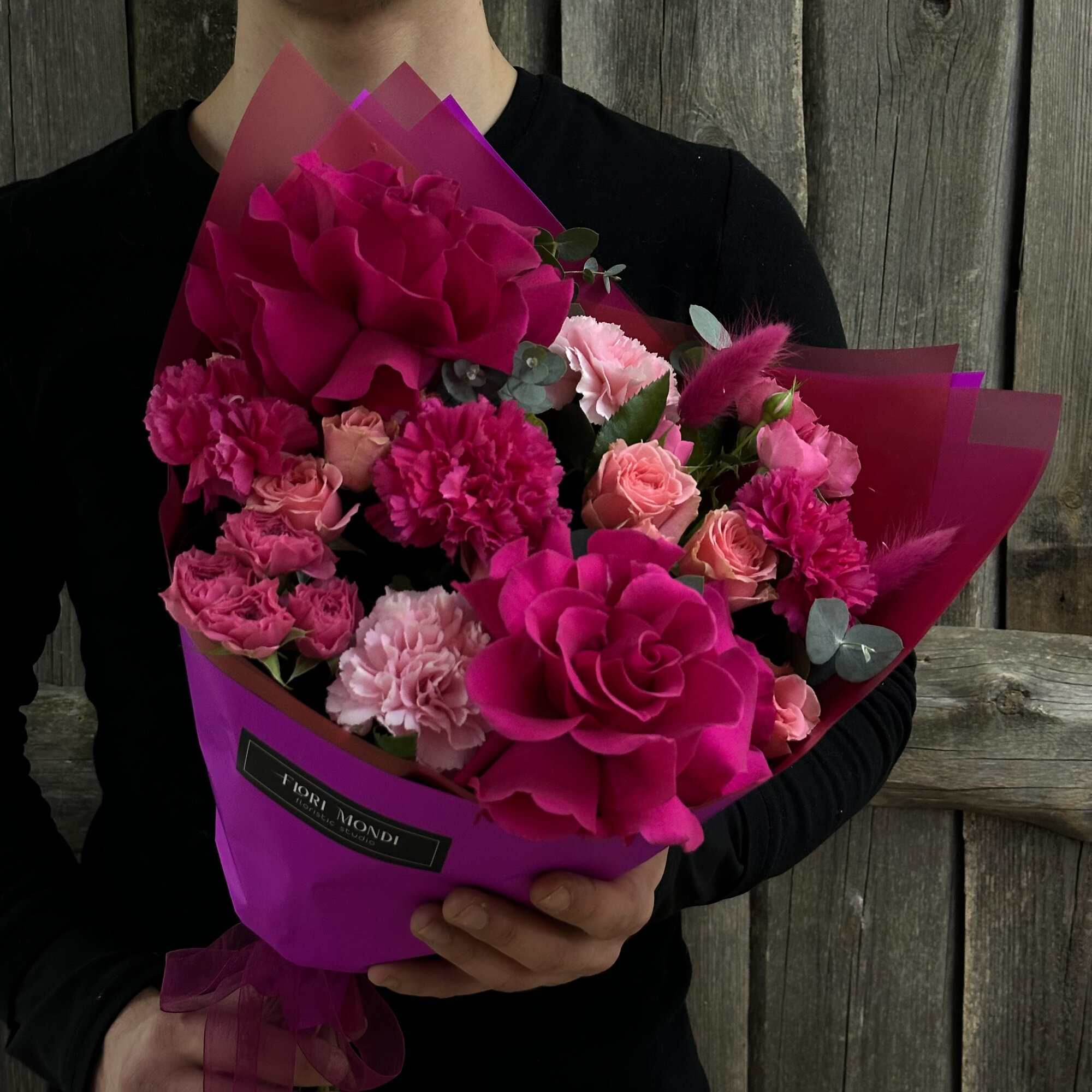 Авторский букет «В сердце навсегда» с французскими розами от Flori Mondi FM030