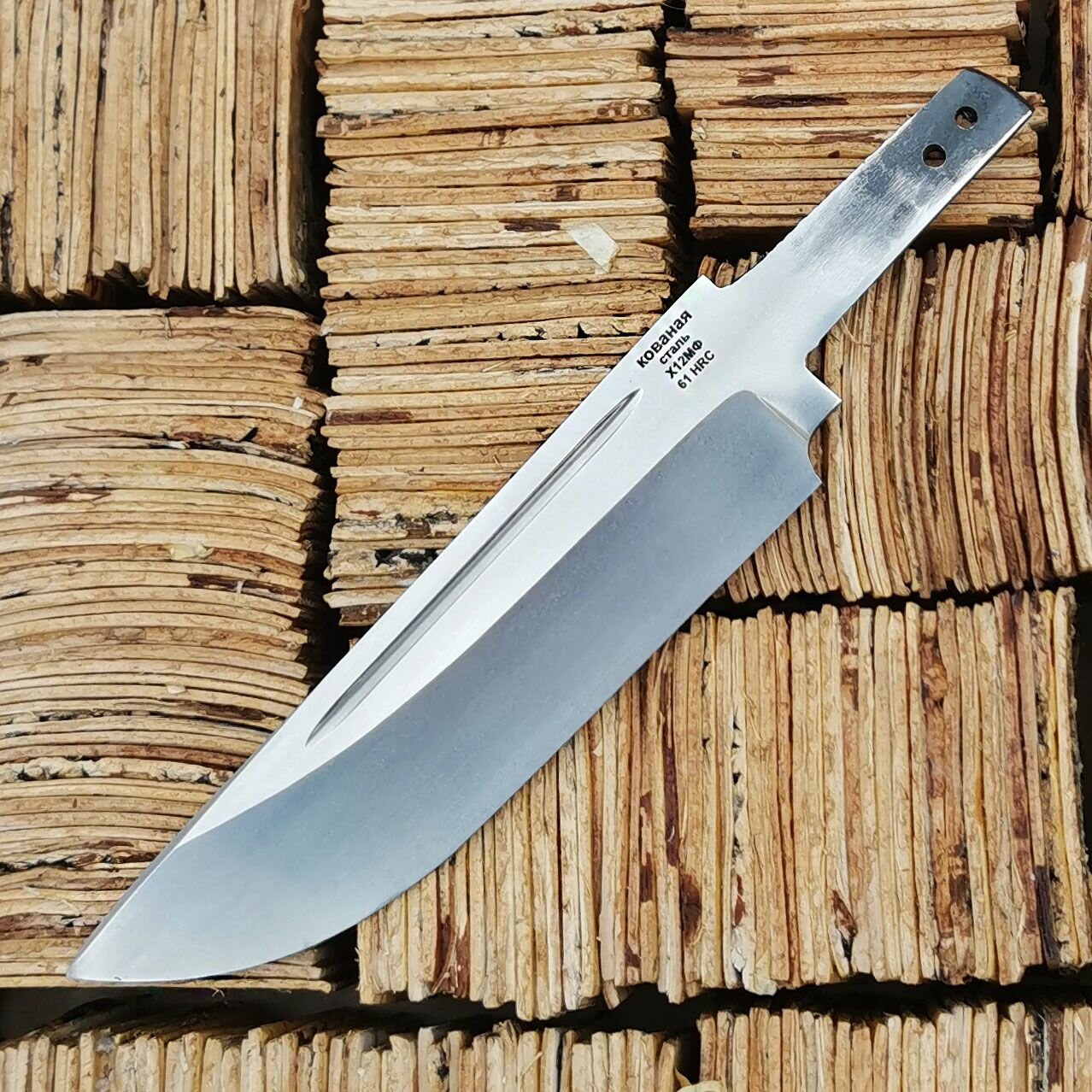 Клинок Охотник с долами из кованой стали Х12МФ