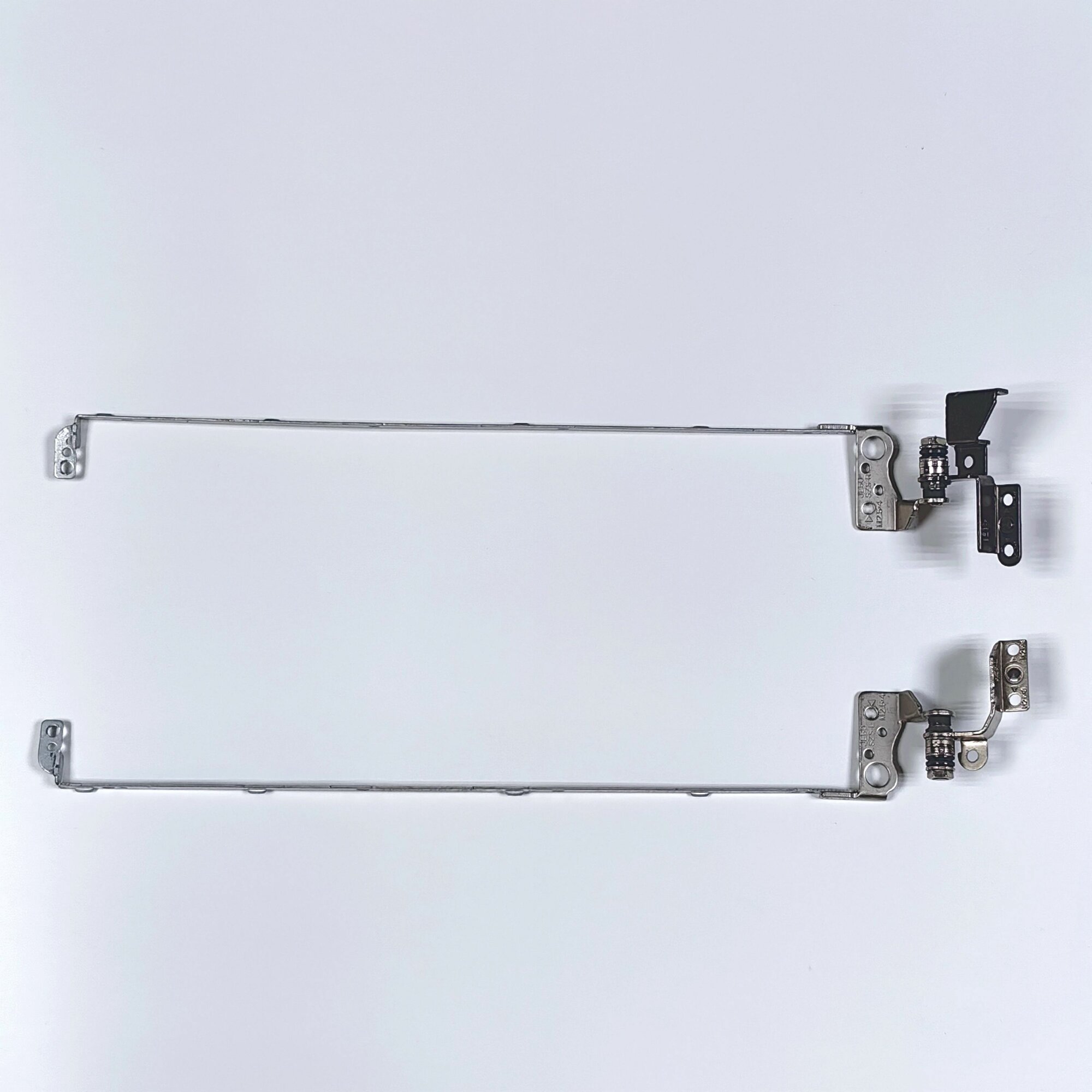 Петли ноутбука Acer Aspire 5560