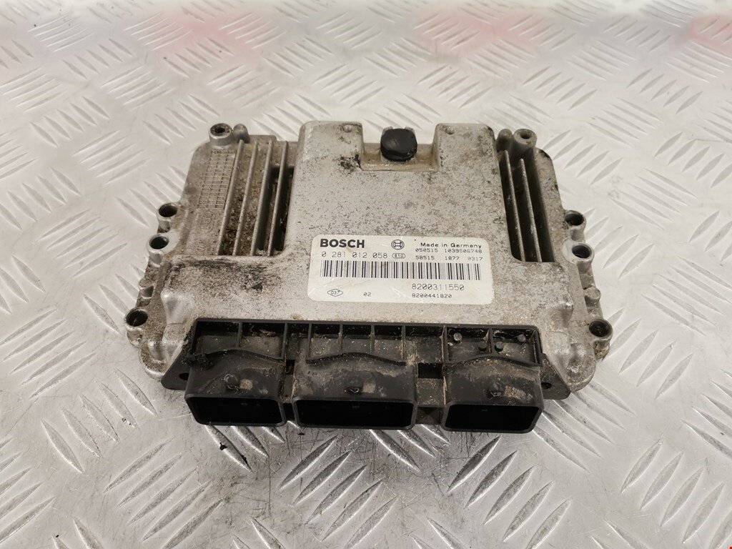 Блок управления двигателем Renault Laguna 2 8200442263 арт. 1449843