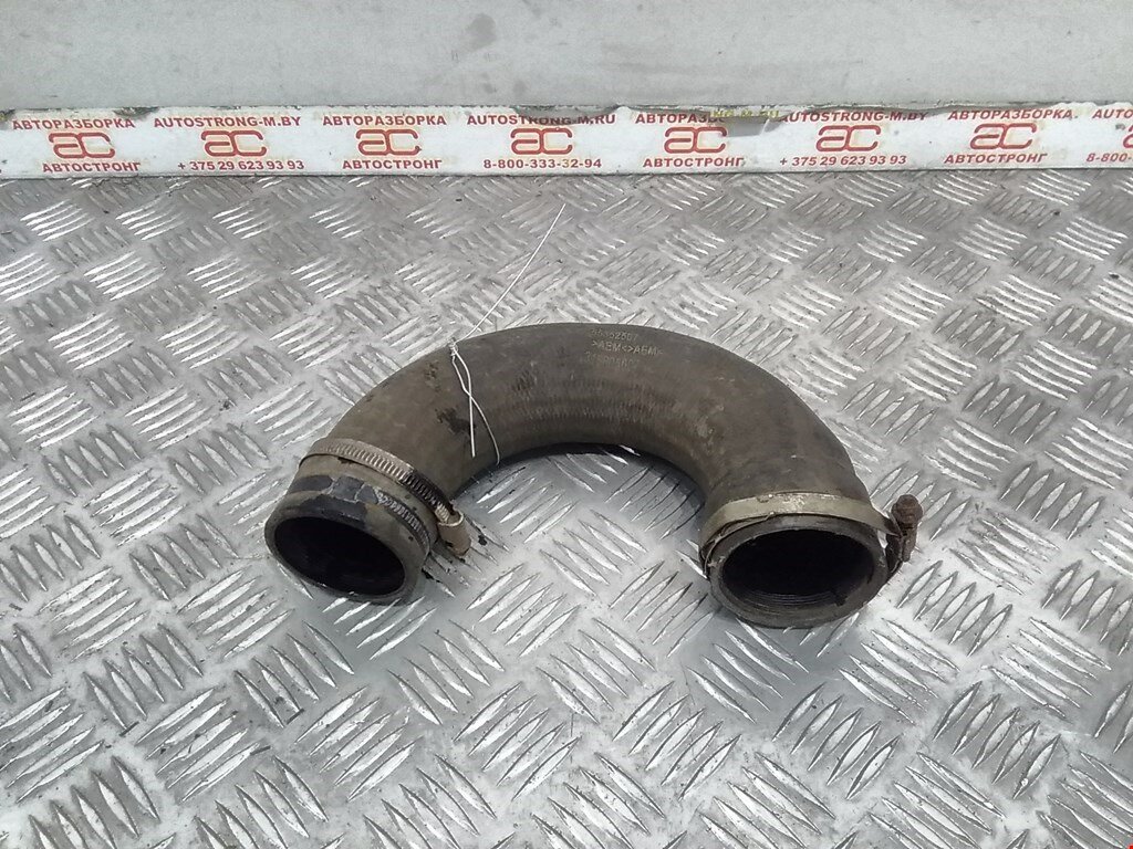 Патрубок интеркулера Opel Vectra C 13289461 арт. 657381