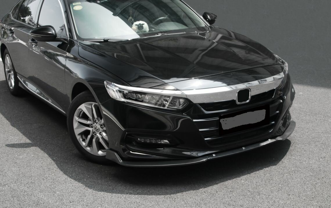 Губа переднего бампера 10th Honda Accord 2018-on черный глянец