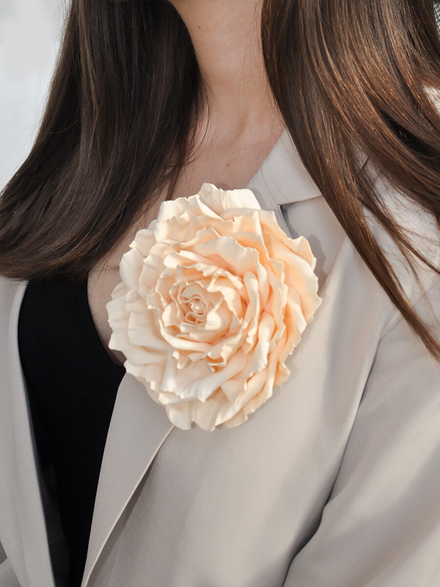 Цветок заколка брошь роза кремовая арт.180029