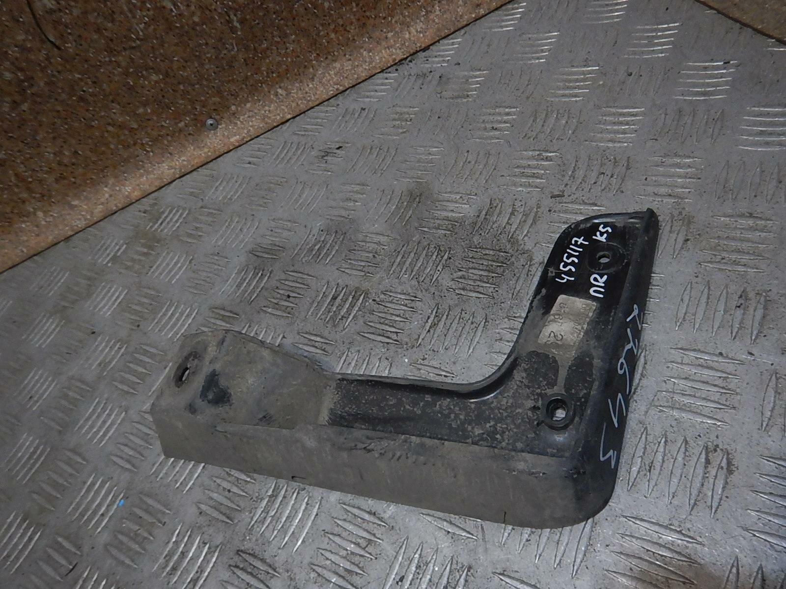 Б/У Брызговик передний правый, KIA (Киа)-K5 (20-) KIA K5 (20-) Царапины. 455117 Hyundai-KIA арт. 86832L2000