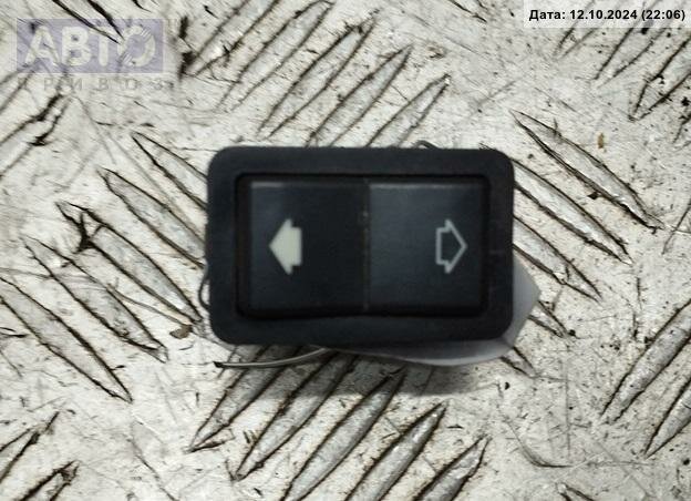 Кнопка стеклоподъемника переднего правого BMW 5 E39 (1995-2003)