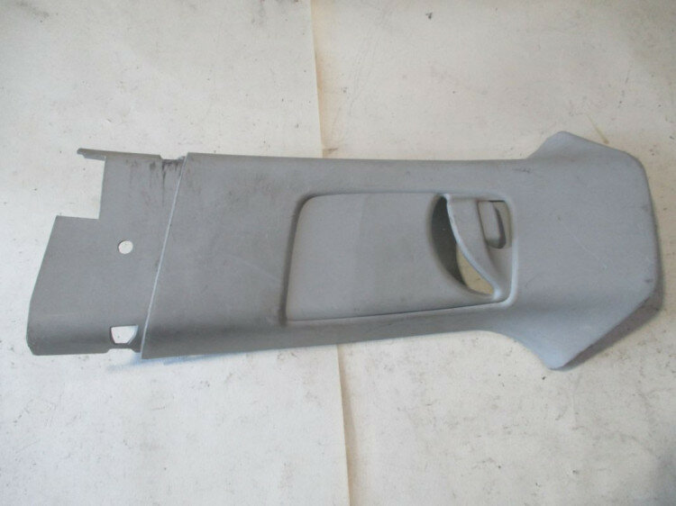 Облицовка стойки средней верхняя левая 52033114 Шевроле Кобальт