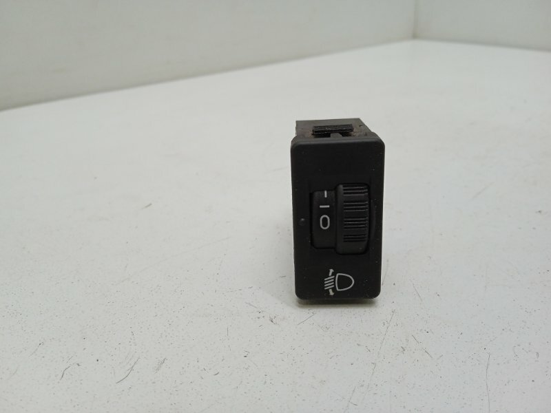 Б/У Ситроен Ц4 Кнопка корректора фар Citroen C4 2006 1, LA 143462 Peugeot-Citroen арт. 6554GR