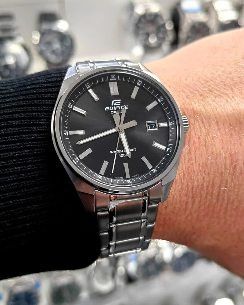 Наручные часы CASIO Edifice, черный — фото 1