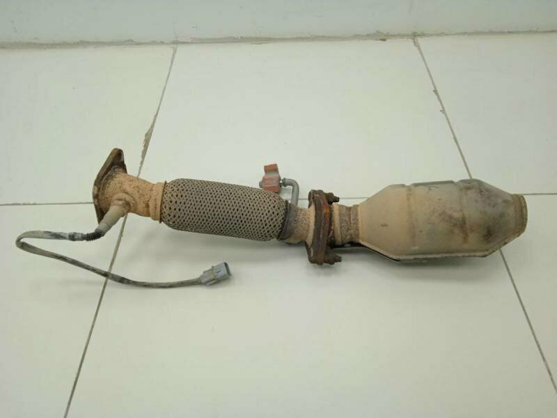 Приемная труба глушителя Hyundai Solaris 2010-2017 кат.номер: 286104L000 392102B160