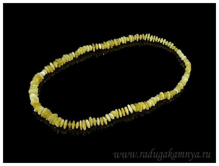 Бусы, янтарь