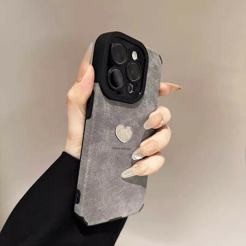 Премиальный чехол из искусственного меха для iPhone 17 Pro - Серый, мягкая текстура, зимняя коллекция, нескользящее
