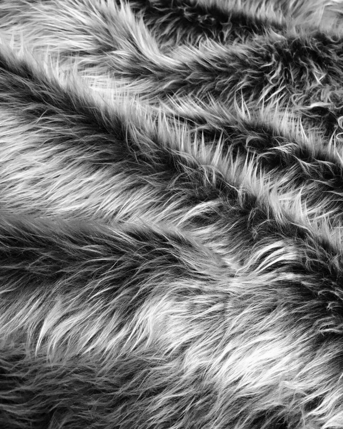 Мех искусственный длинноворсовый для пошива мягких игрушек и карнавальных (новогодних) костюмов, цв. черный, высота ворса 30 мм, ш-150 см, отрез 1 метр