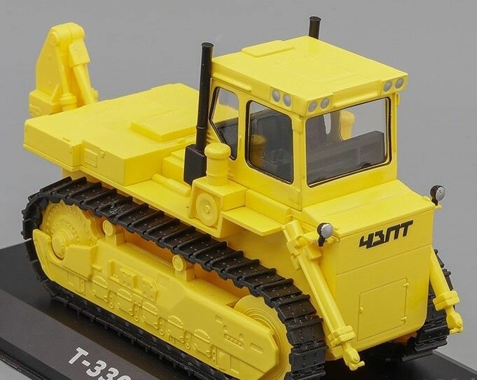Трактор Т-330, масштабная модель коллекционная