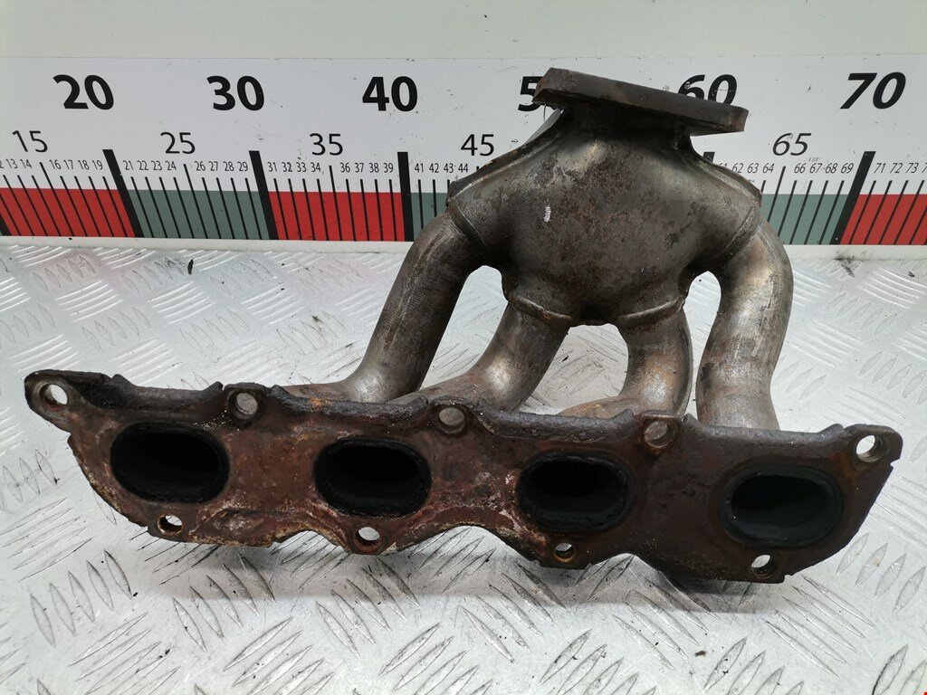 Коллектор выпускной Volkswagen Golf 5 03C253031E арт. 2076792