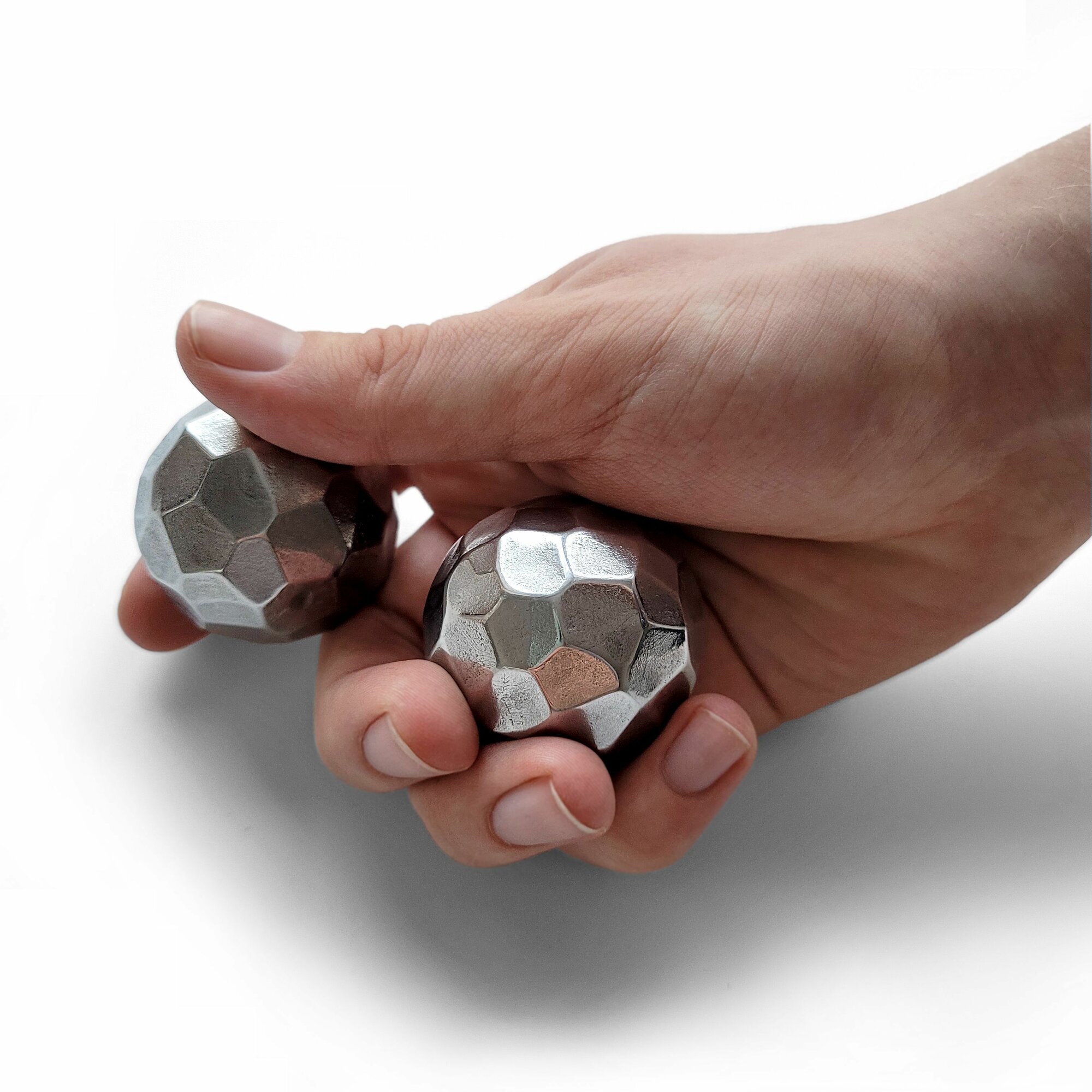 Шары кованые нержавеющие 45 мм