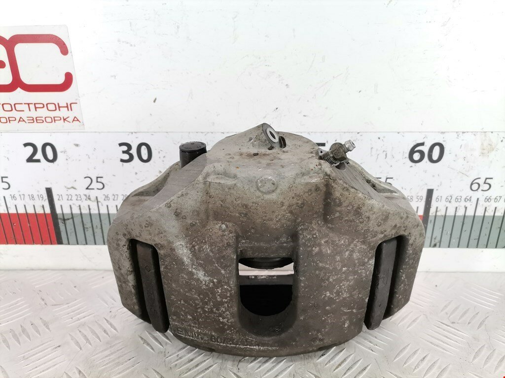 Суппорт передний правый BMW 5-Series (E60/E61) 34116753660 арт. 1568602