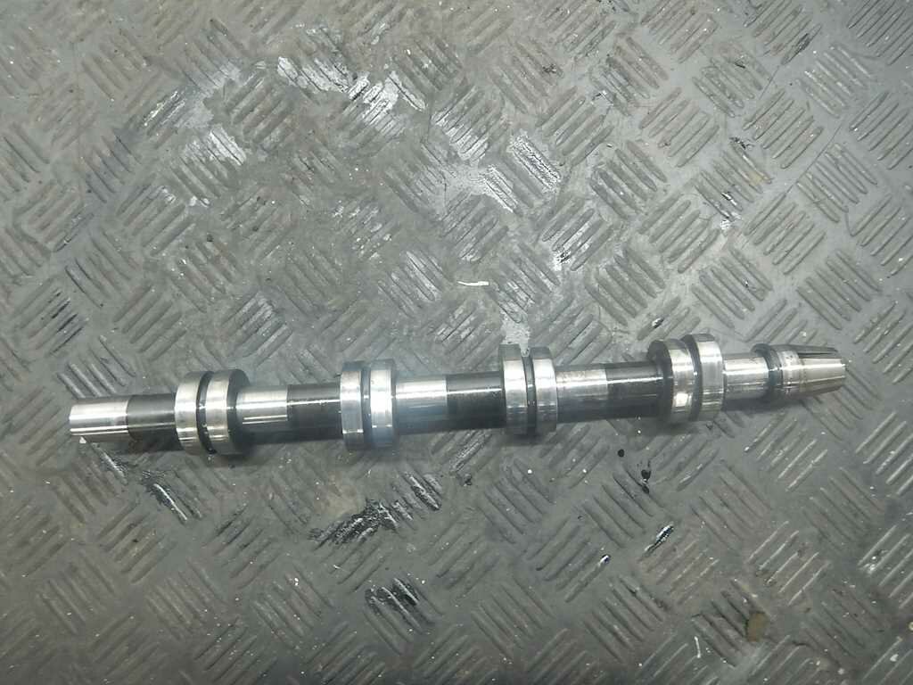 Распредвал Audi A4 B7 03G109101A арт. 353359