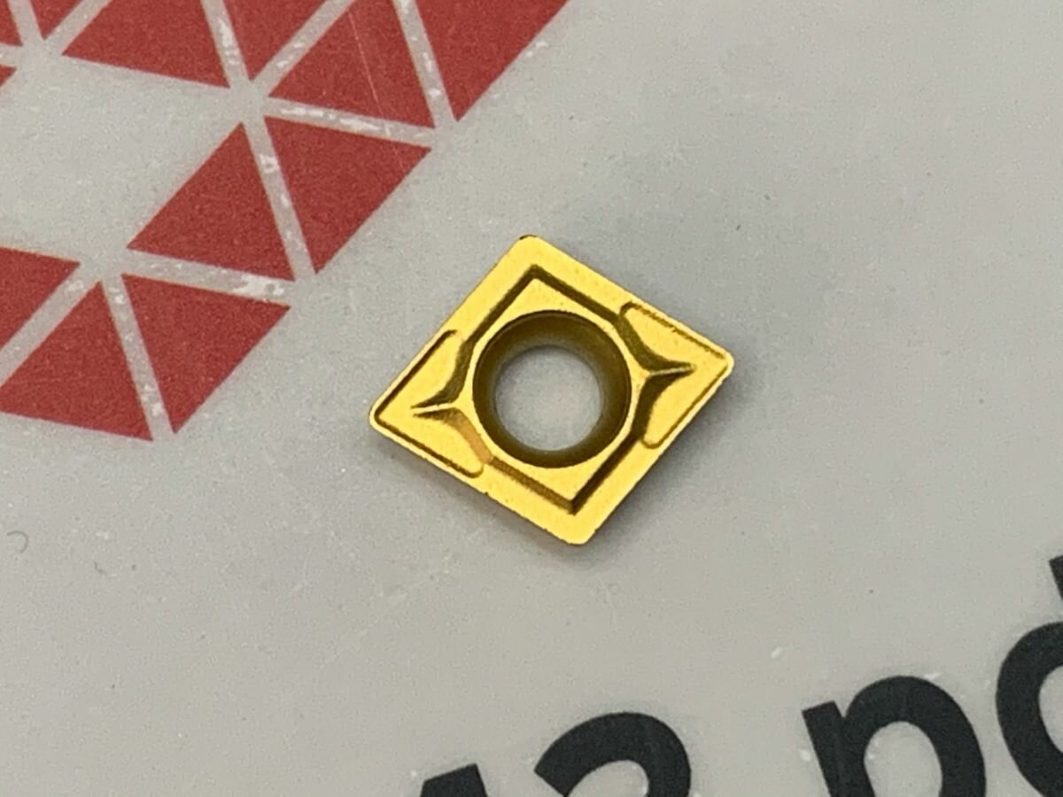 Пластина CCMT060204 UE6020