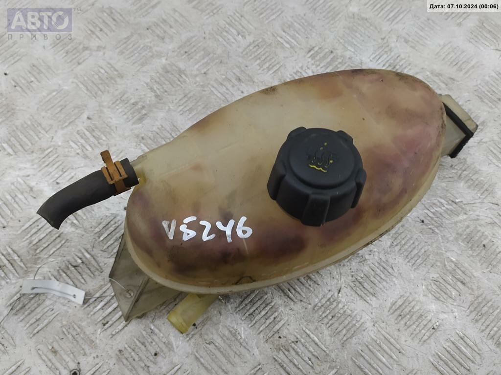 Бачок расширительный Opel Vivaro A (2001-2014)