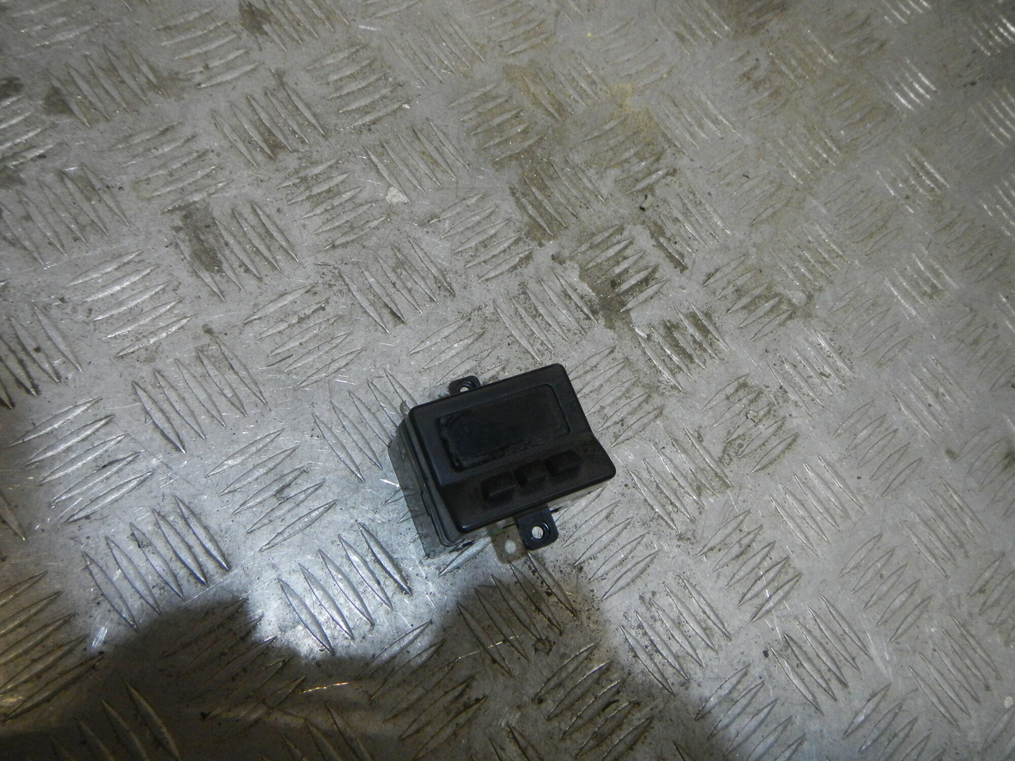 Б/У Часы, Hyundai (Хендэ)-SONATA (01-12) HYUNDAI SONATA (01-12) Потертости. 504539 Hyundai-KIA арт. 959003C000