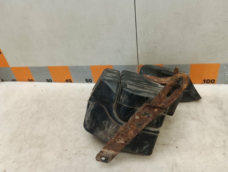 Б/У Киа Маджентис 1 Резонатор воздушного фильтра Kia Magentis 2005 1, GD 304913 Hyundai-KIA арт. 2819037112