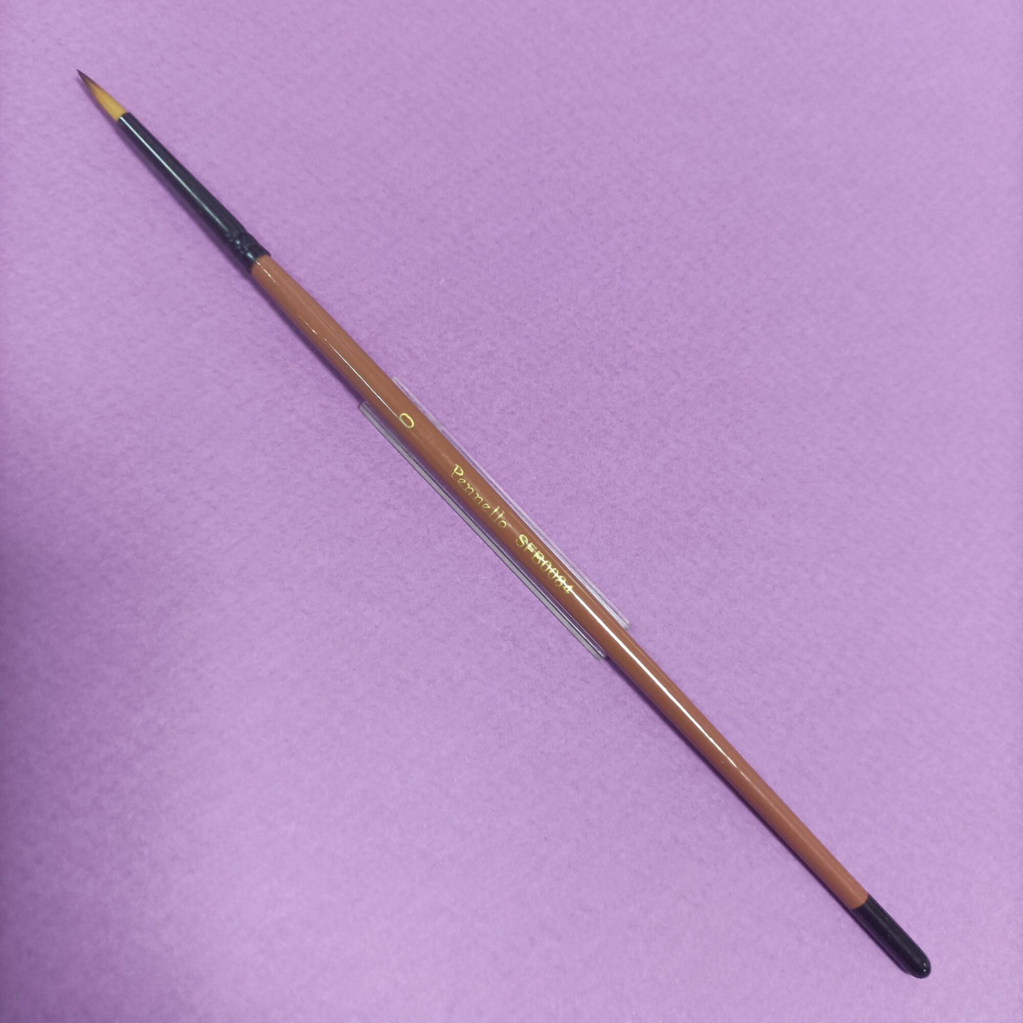 Кисть синтетика Pennelo круглая N 0 короткая ручка