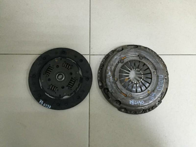 Корзина сцепления Volkswagen Polo Sed RUS 2011 кат.номер: 03F141025 03F141025V 03F141025X 036141032H 036141032HV 036141032HX