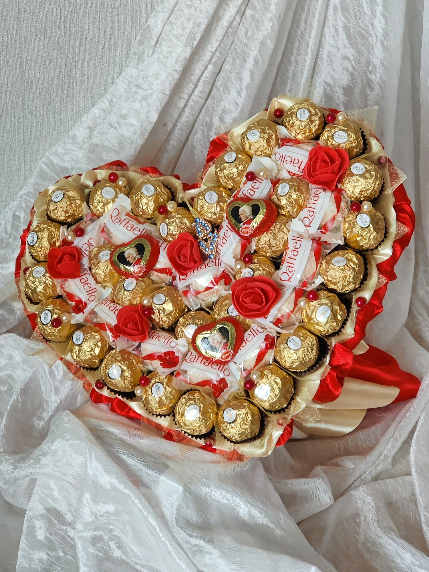 Букет из конфет "Изобилие"