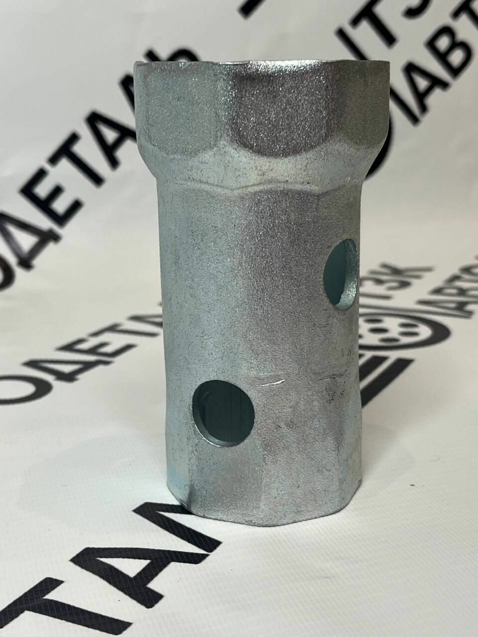 Ключ ступицы 50/62 усиленный для а/м газель 3302, Бизнес