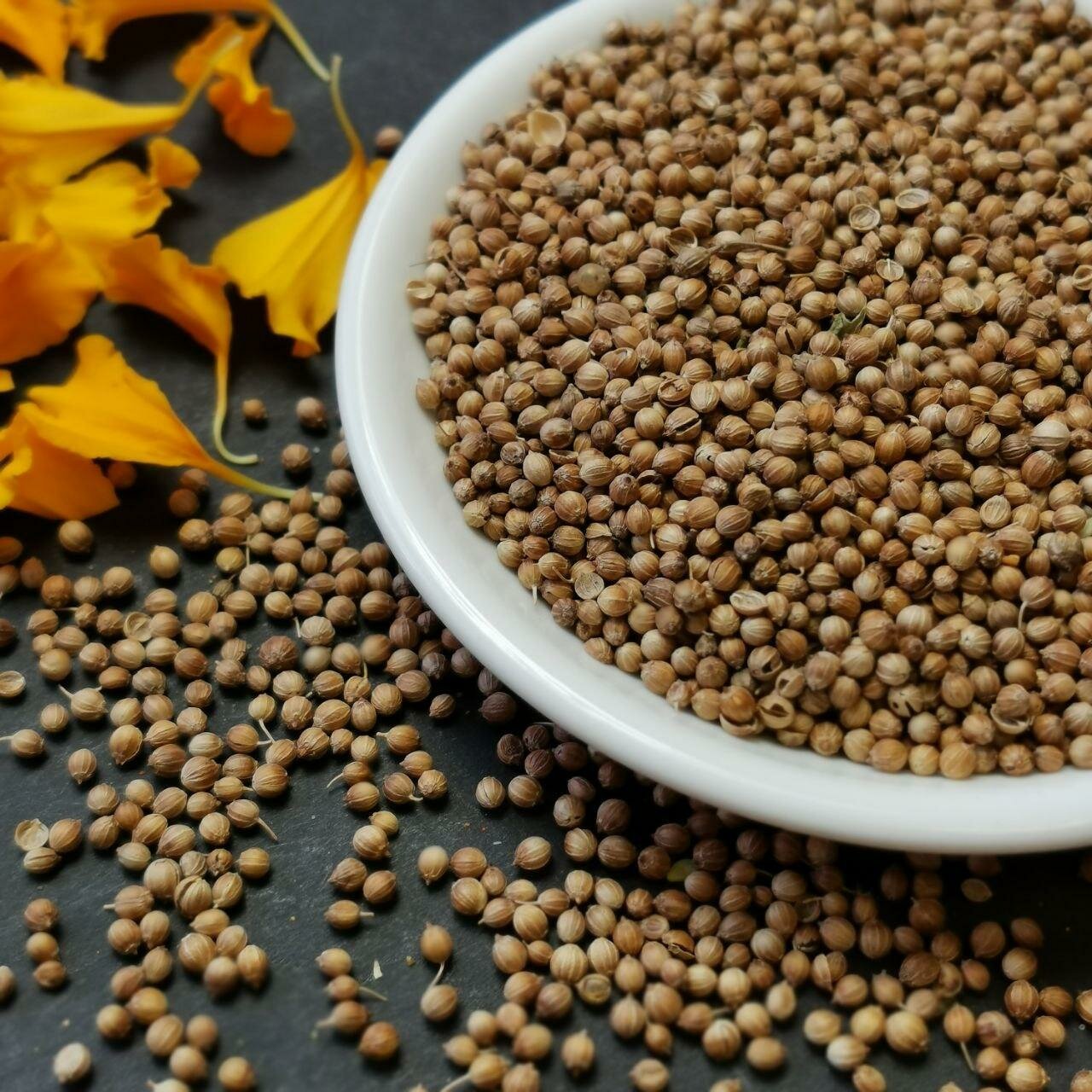 Кориандр зерно KINGSPICE, для выпечки, соусов, салата и мяса, 170 г