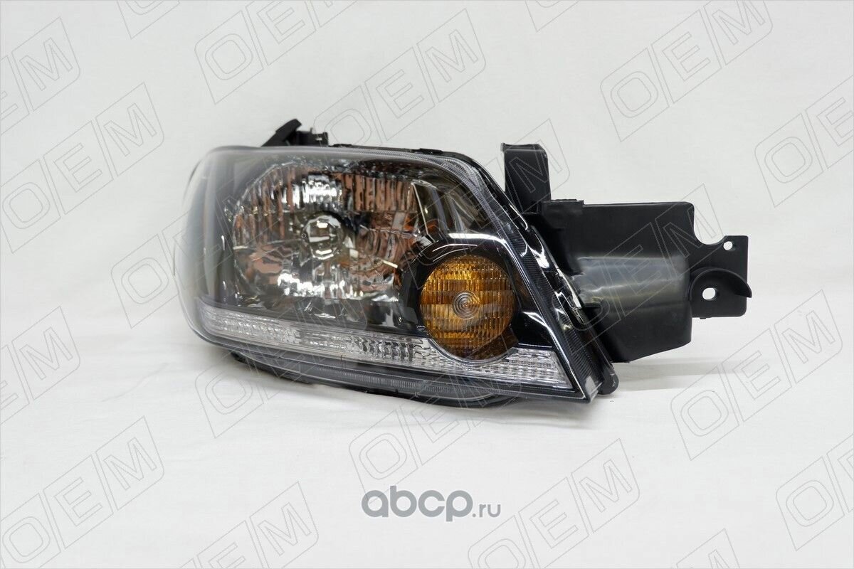 Фара правая Mitsubishi Outlander 1 (2003-2008) без корректора, галоген, темная