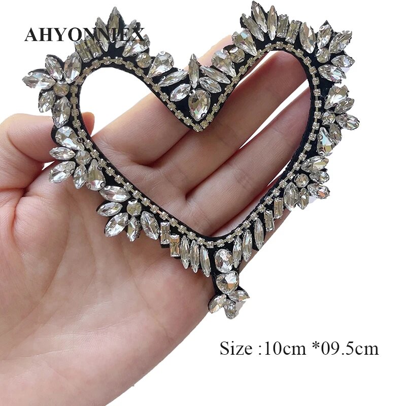 Двойные нашивки в форме сердца с бисером AHYONNIEX Black heart