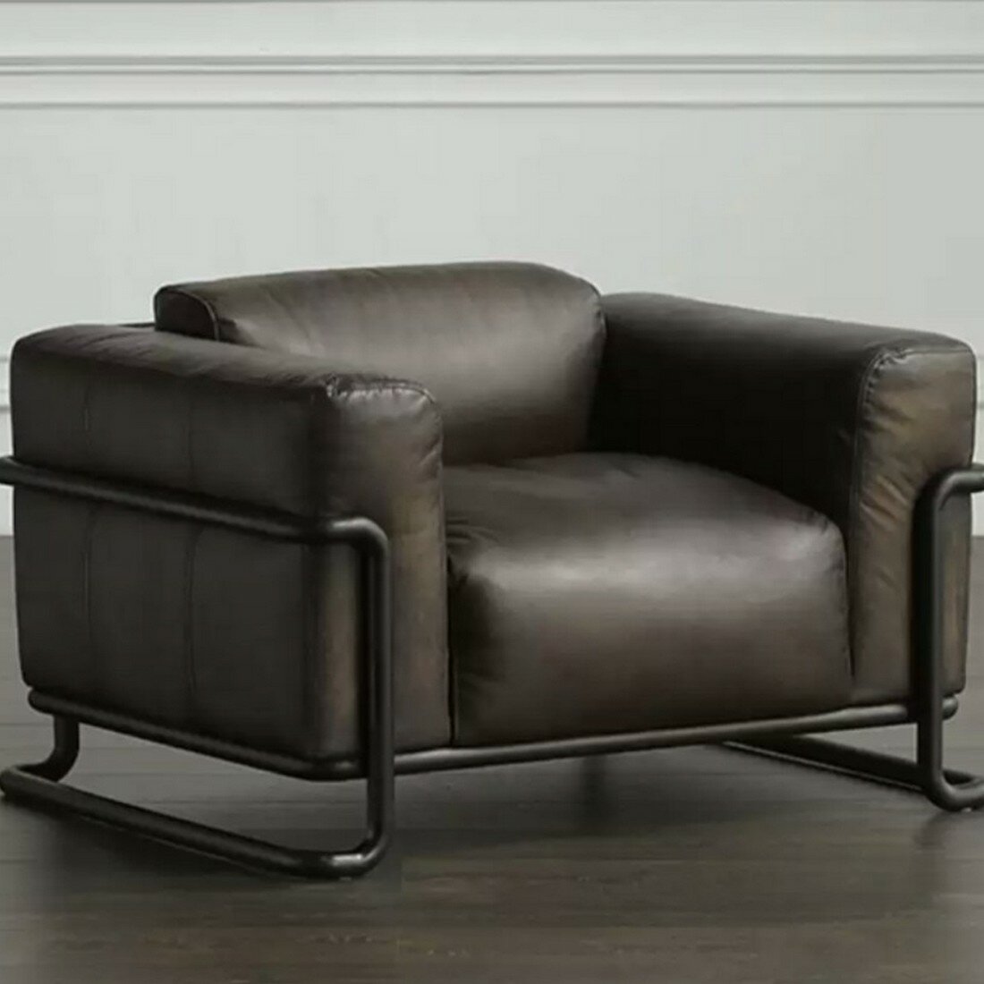 Интерьерное кресло из искусственной кожи в стиле лофт Gaspard (Кожа искусственная)