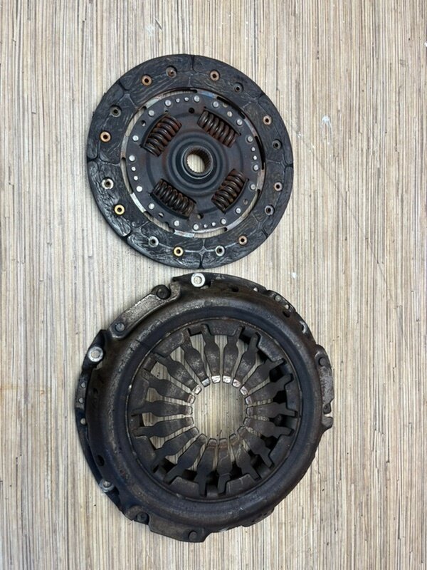 Комплект сцепления Renault Megane 2 K4MD812 2006