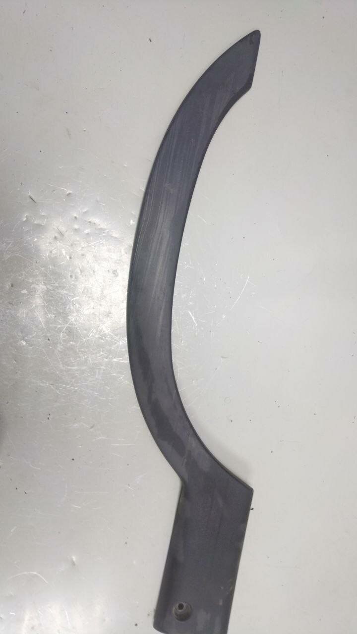 Молдинг крыла задний левый Renault Master 2 рест. 2007 7701692572