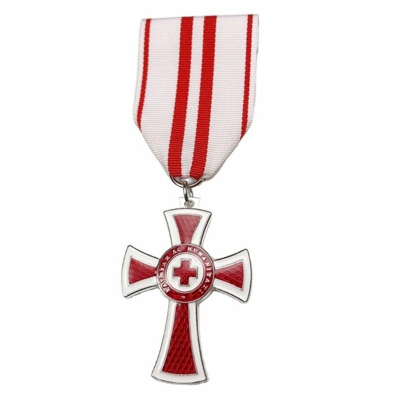 Значок Австро-Венгерского Красного Креста с Подвеской в виде
