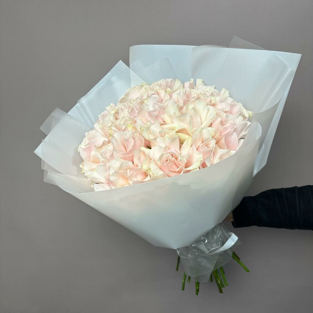 Монобукет Protea "Роза Французская - Мондиаль", розы 60см, 25 штук, бежевый