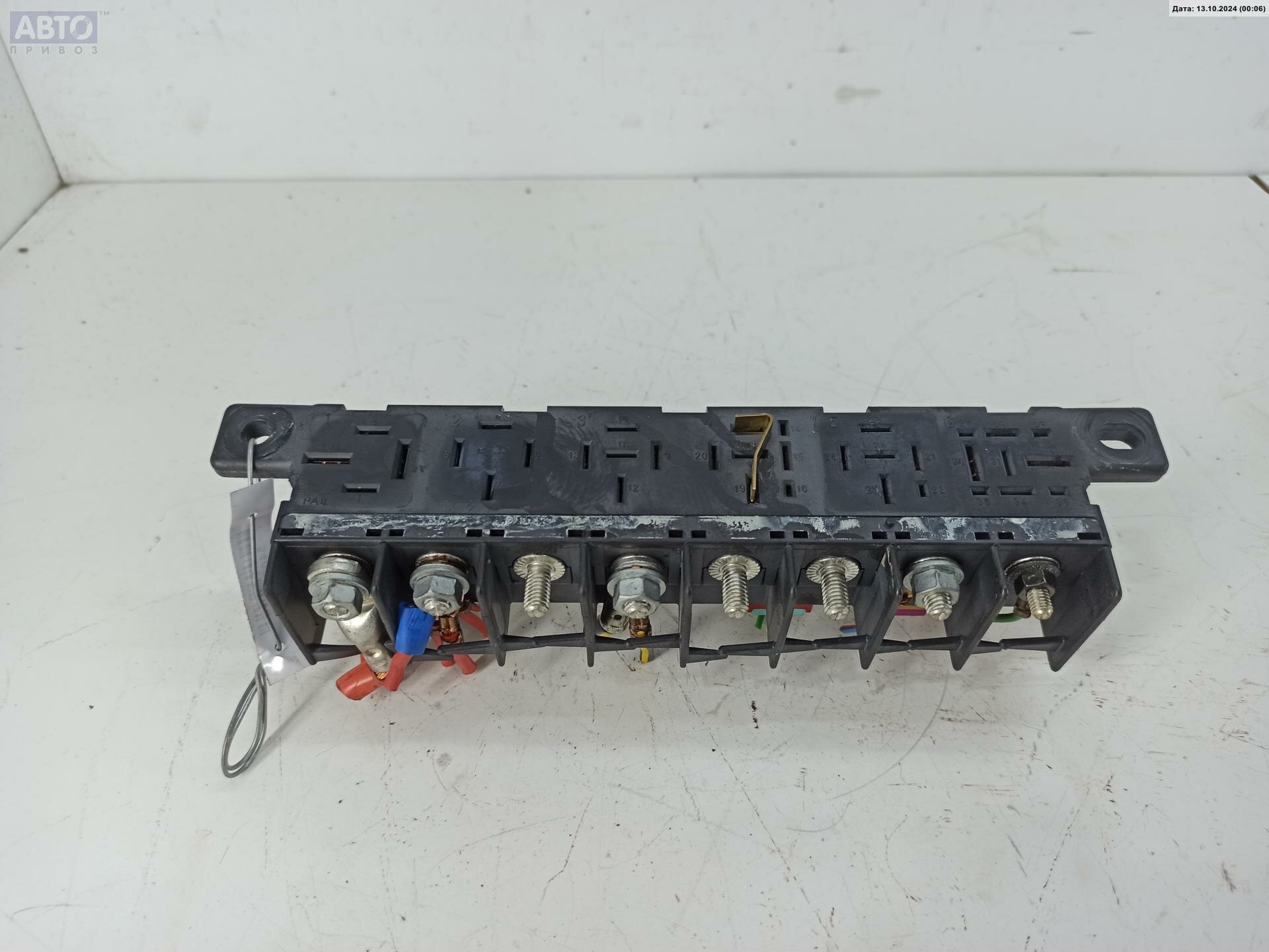 Блок предохранителей Audi A4 B5 (1994-2001)
