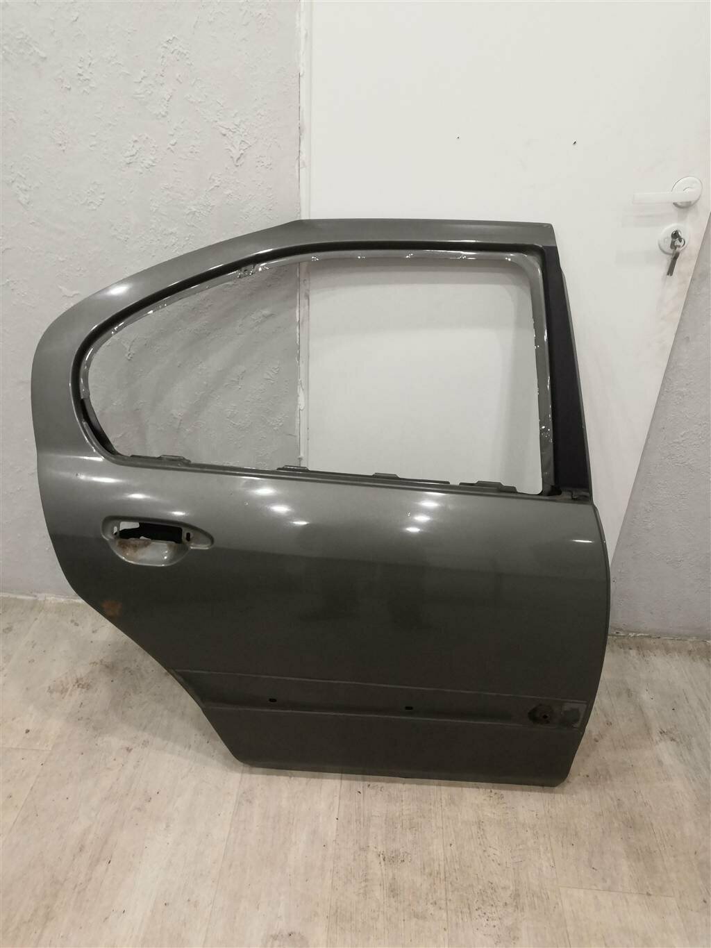 Дверь задняя правая Nissan Primera P11 96-02