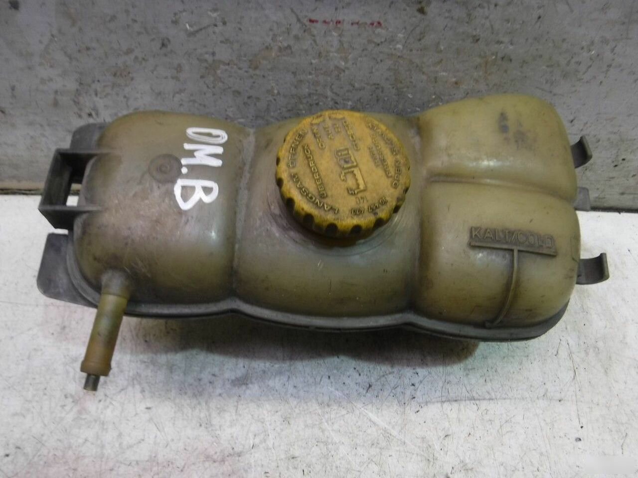 Бачок расширительный Opel Omega B (1994—1999) 90500222